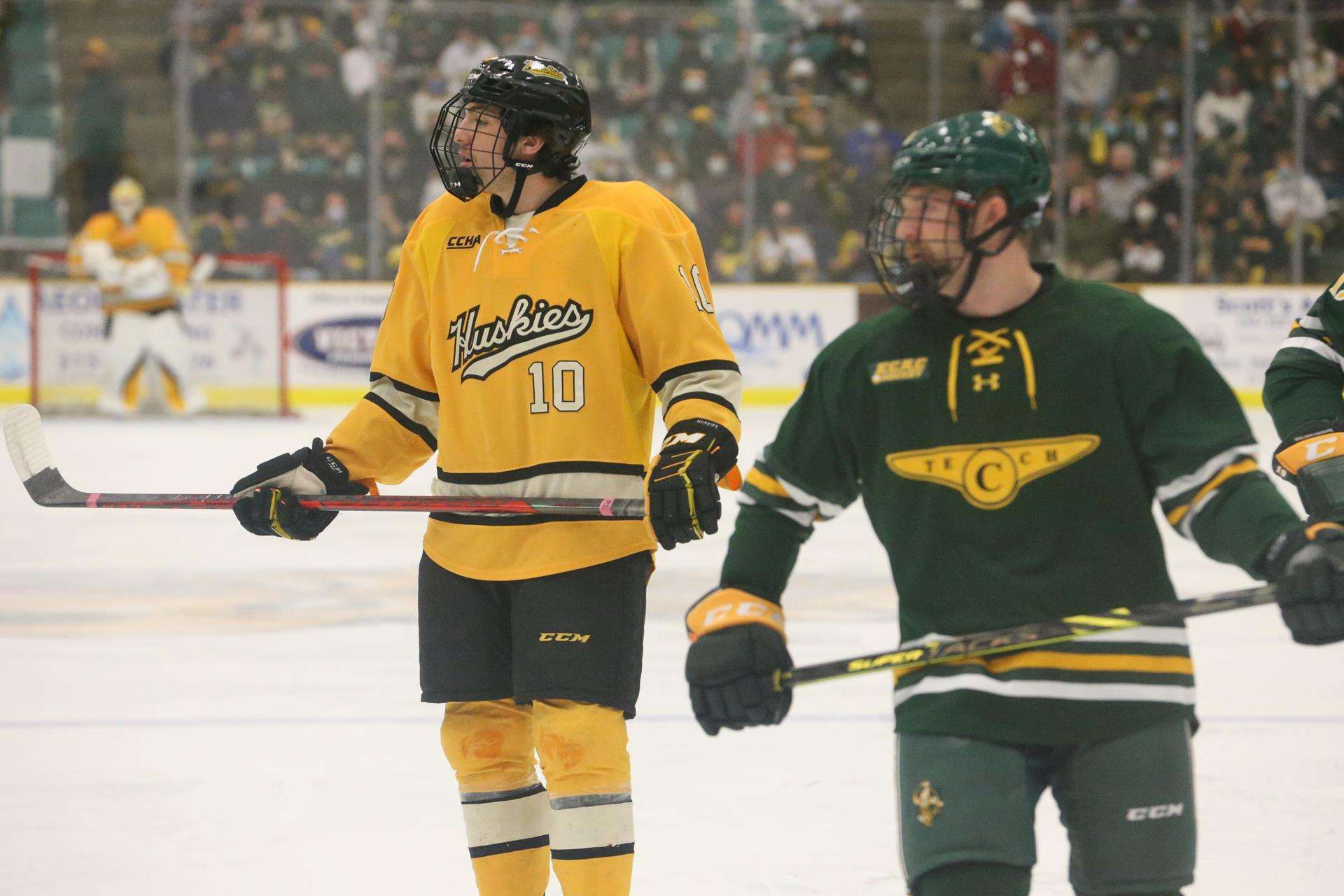 Michigan Tech Huskies Men's Ice Hockey: Unstoppable Power on the Ice ...
